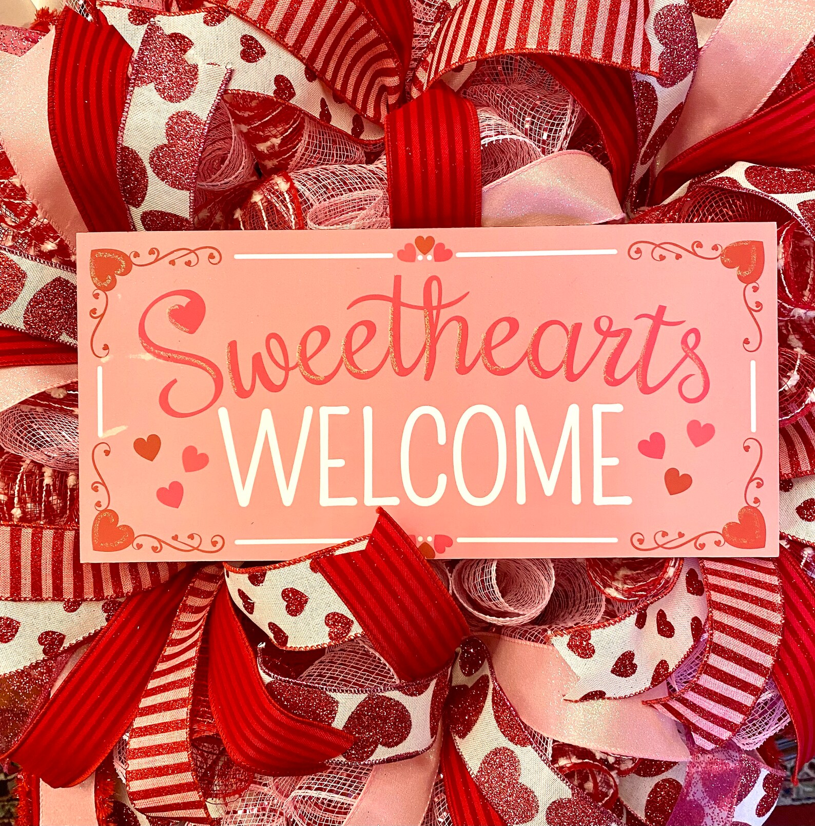 Elegant Valentine Wreath - Romantic Door Decor for Lovebirds - Etsy