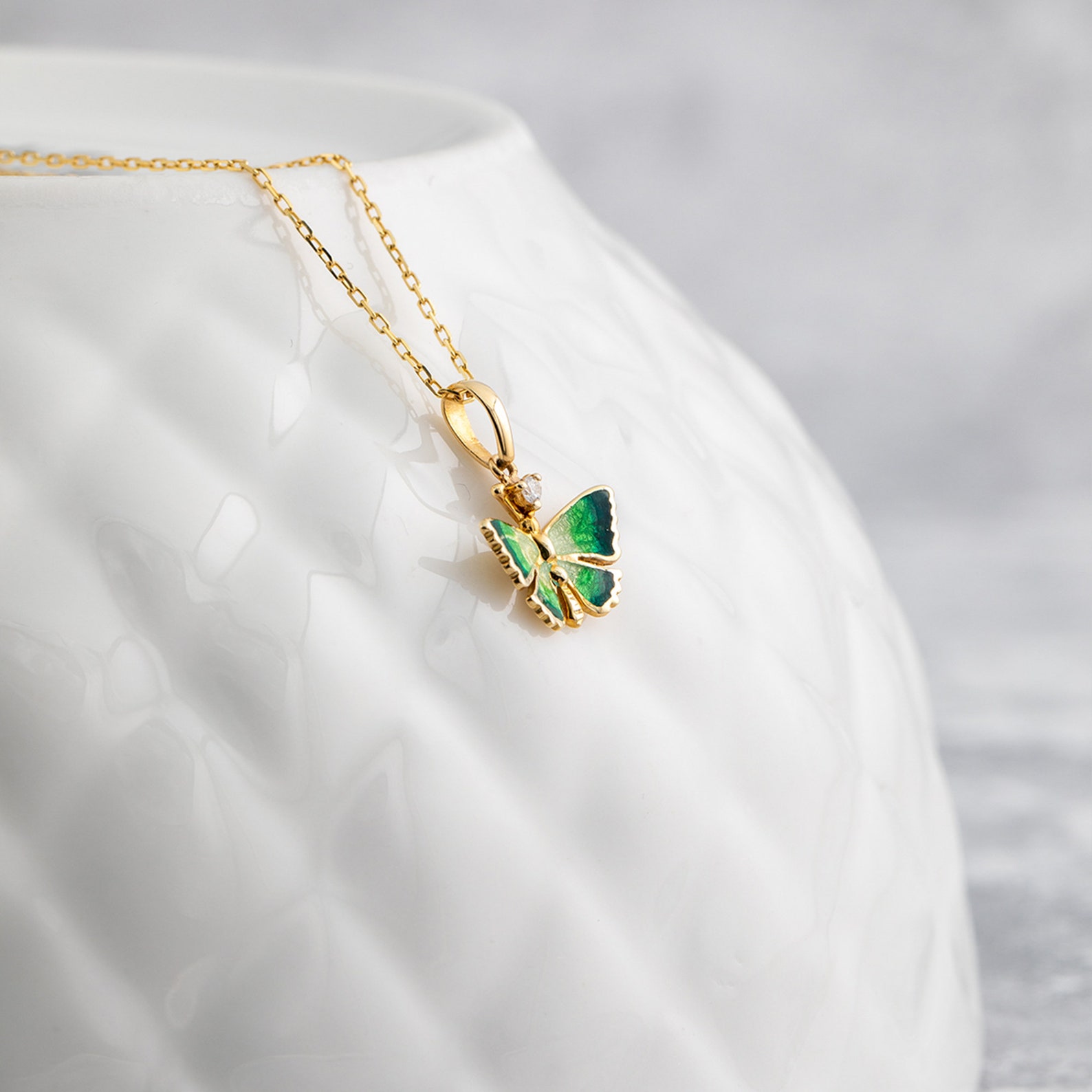 14K Gold Monarch Butterfly Pendant Butterfly Diamond - Etsy