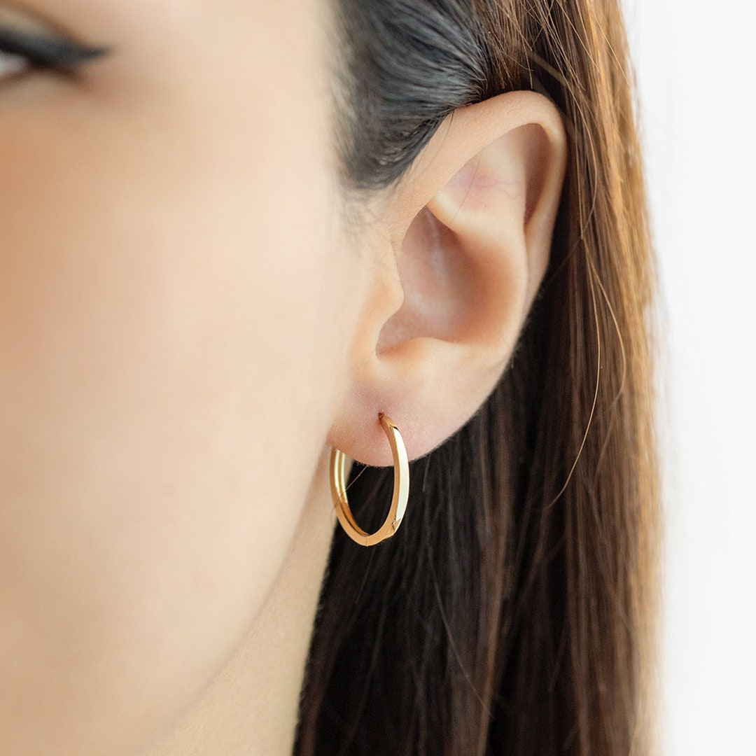 14K Solid Gold Hoop Earrings, Sizes 18mm, 1.5mm Thick, Thin Hoop ...