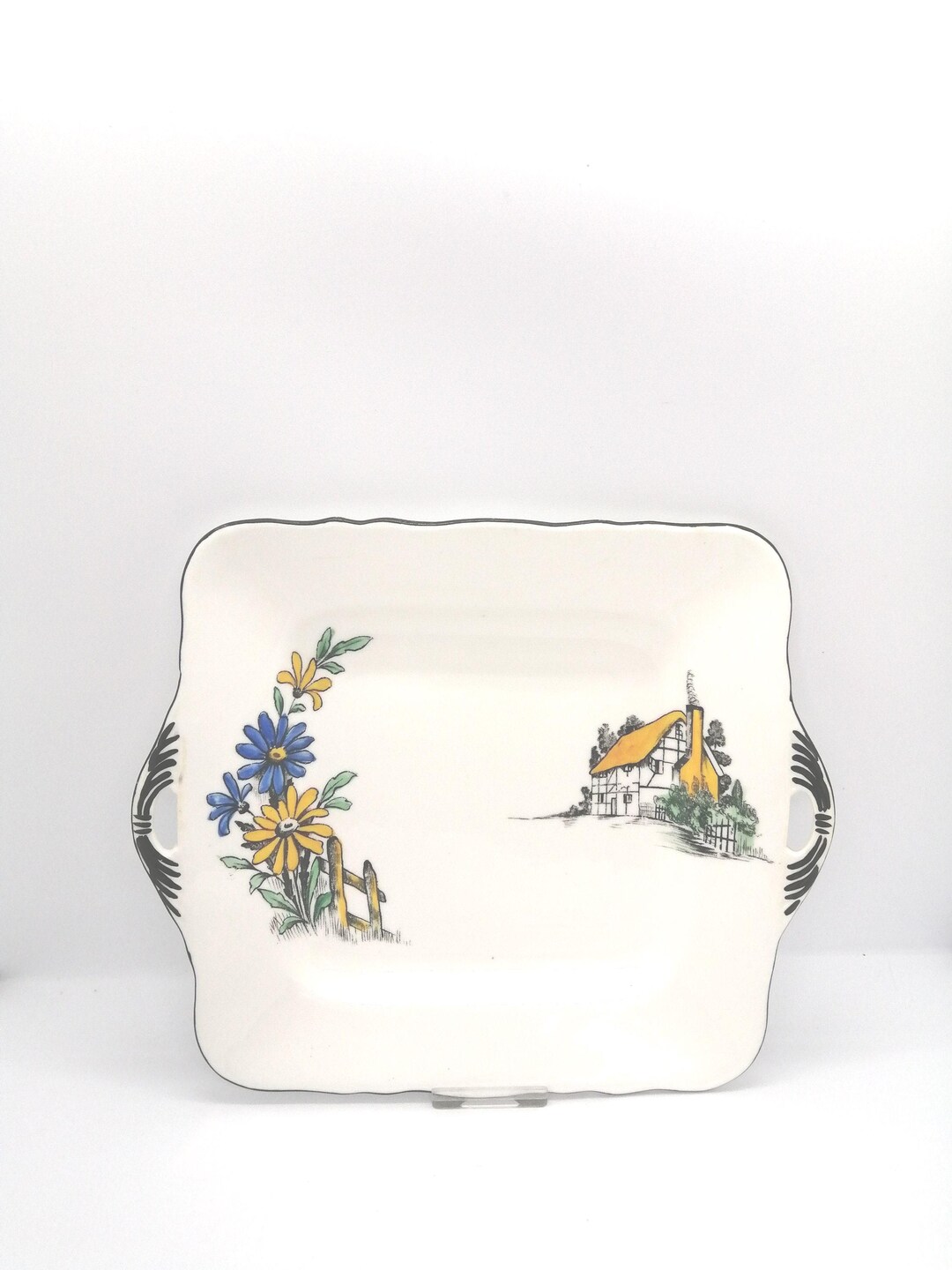 1930s Cake Plate / 1930s Kitchen / Art Deco Home / Cake Plates / 1930s ...