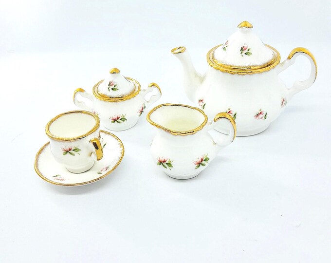 Perfect Fox Tea Set / Hunt and Fox's Head Spout Teapot / Hunt Scene ...