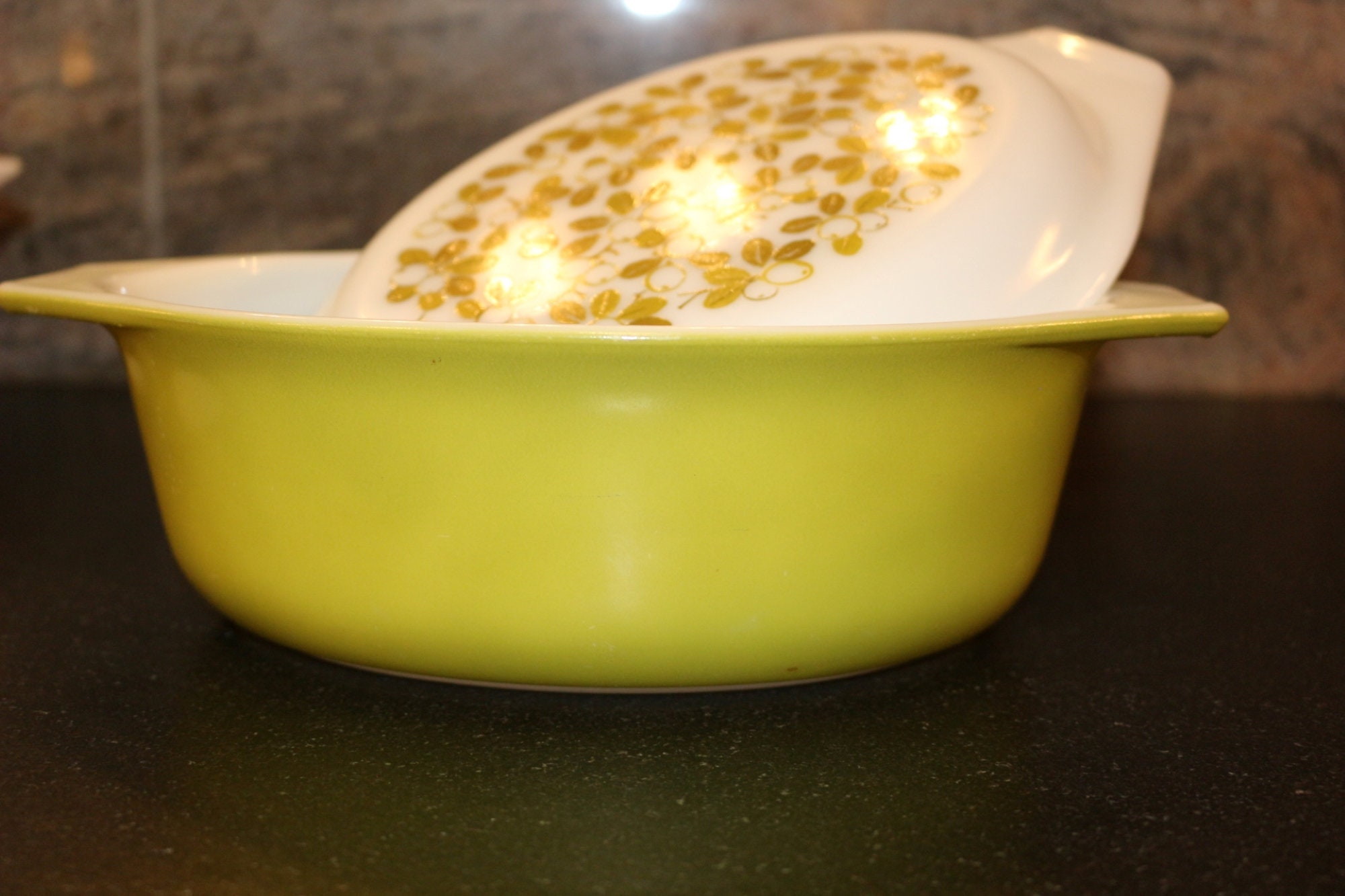 Vintage Pyrex Verde Olive 043 1.5 Quart Casserole, Olive Pattern ...