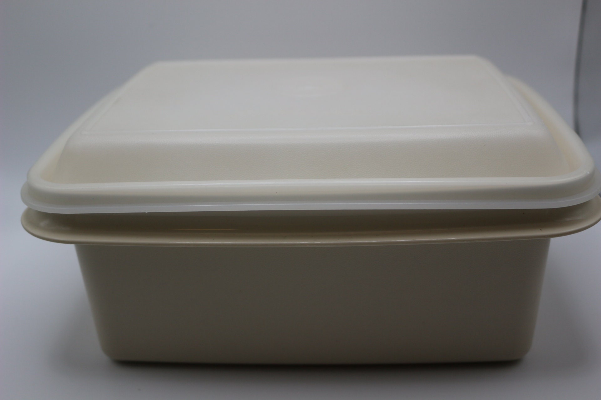 Vintage Tupperware Beige Ice Cream Container With Lid - Etsy