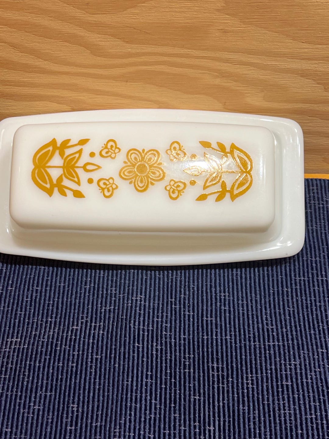Vintage Pyrex Butterfly Gold Butter Dish - Etsy