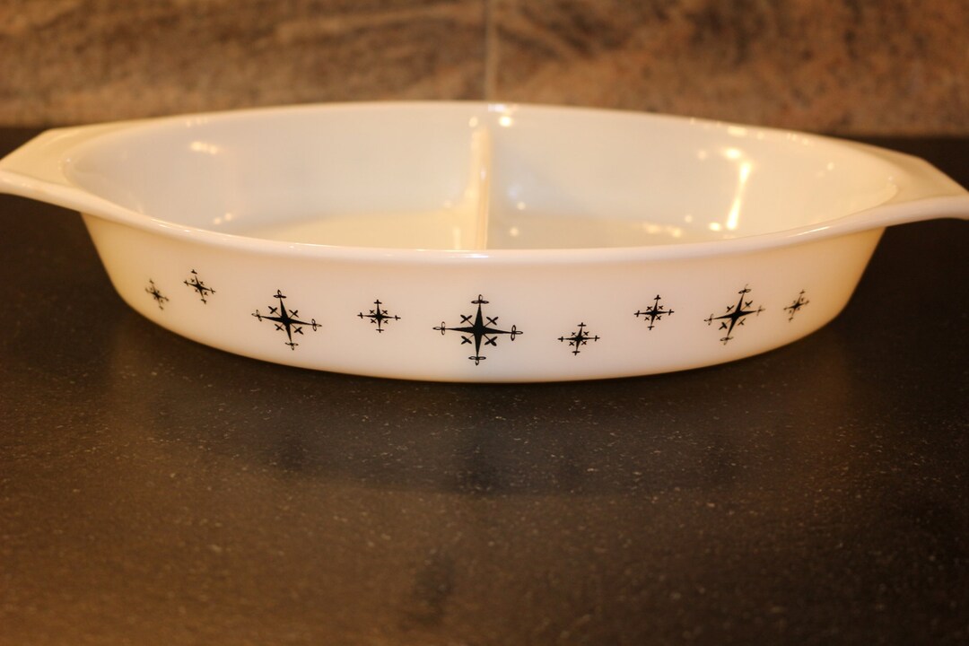 Pyrex Compass Divided Snack Dish Circa 1959 - Etsy