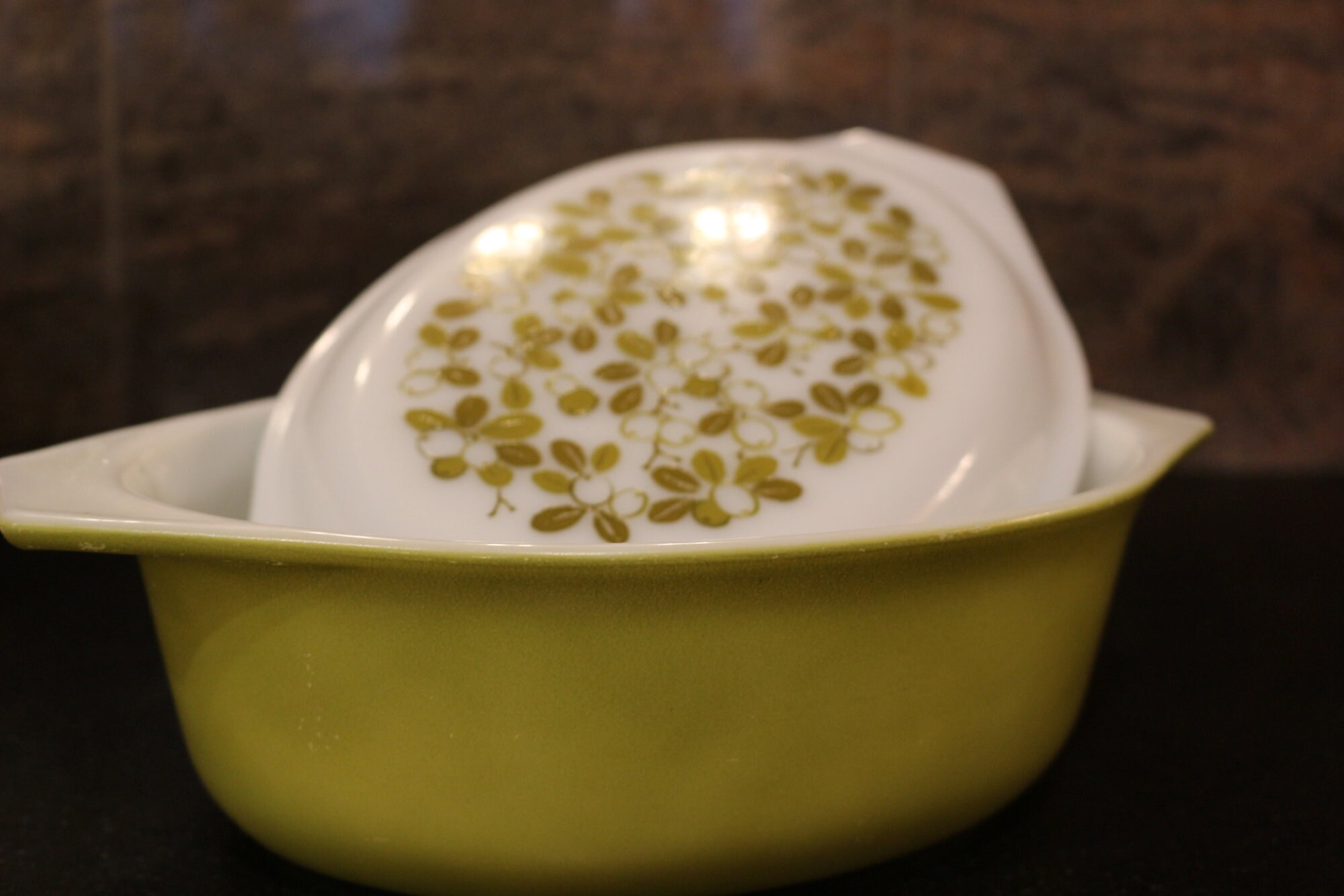 Vintage Pyrex Verde Olive 043 1.5 Quart Casserole, Olive Pattern ...