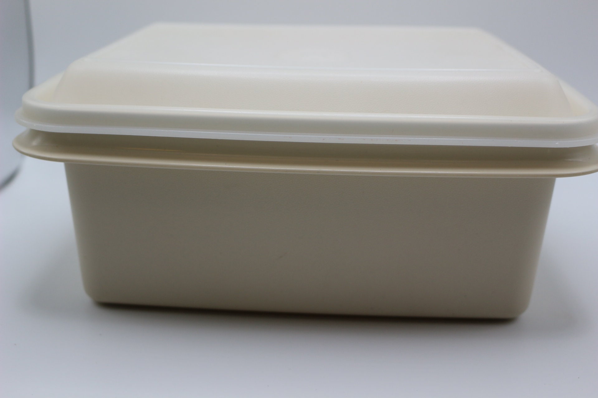 Vintage Tupperware Beige Ice Cream Container With Lid - Etsy