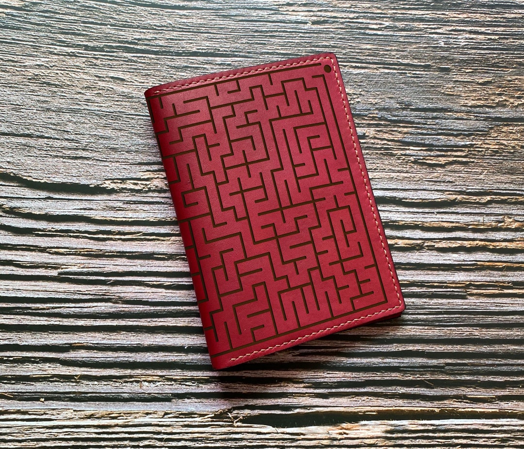 Maze Engrave Leather Wallet, Classic Game Fun Wallet, Xmas Gift Ideas ...