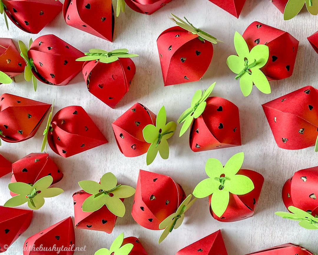 Bitty Berries 6 Pack, Rabbit Treats, Toys for Bunny, Small Pet Treats ...