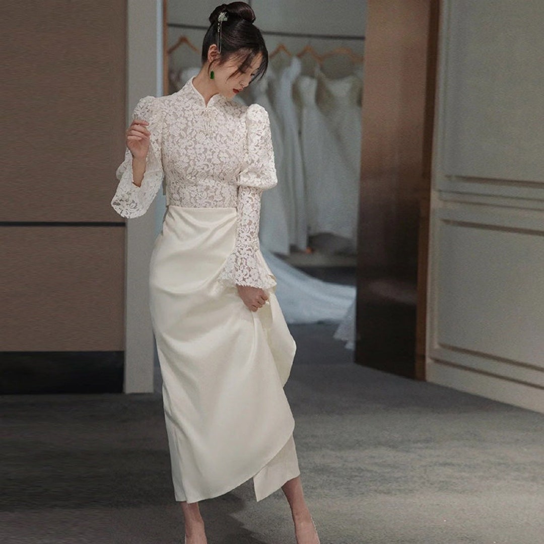 White Cheongsam Wedding Dress. Traditional Chinese Wedding Dress ...