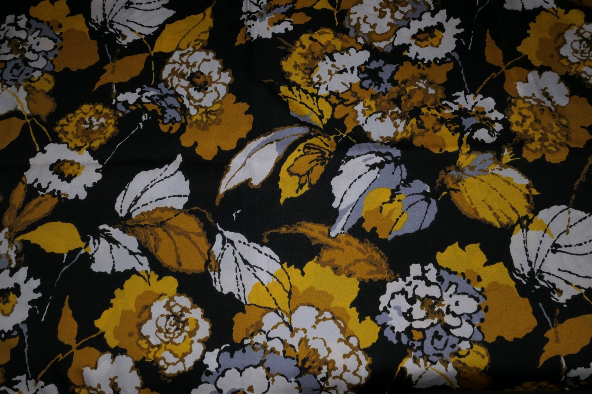 Dyeing & Batik Craft Supplies & Tools 35 x 36-1970's Red Flower ...