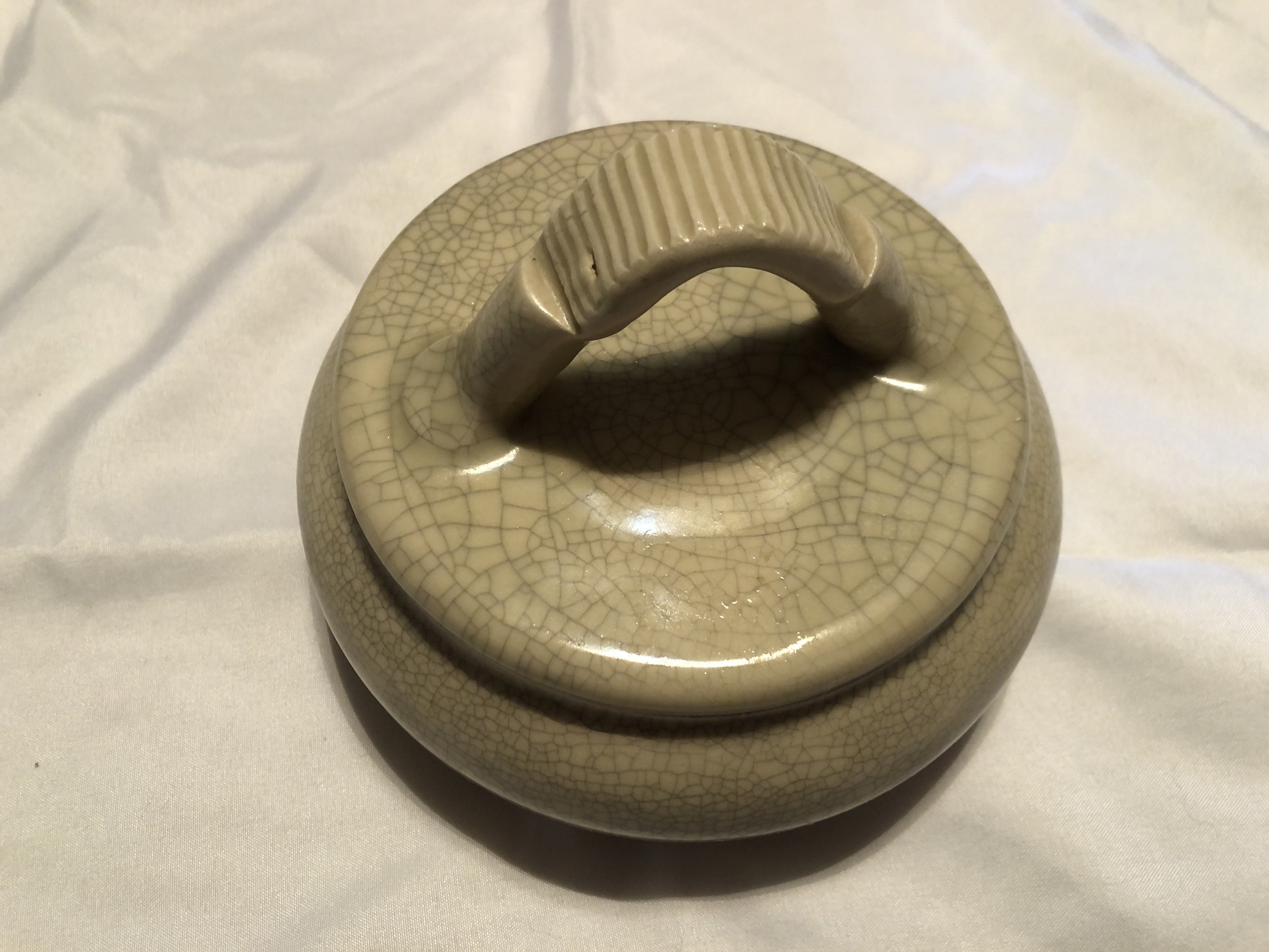 Higgins jean Pottery Bowl With Lid. No Chips. - Etsy UK