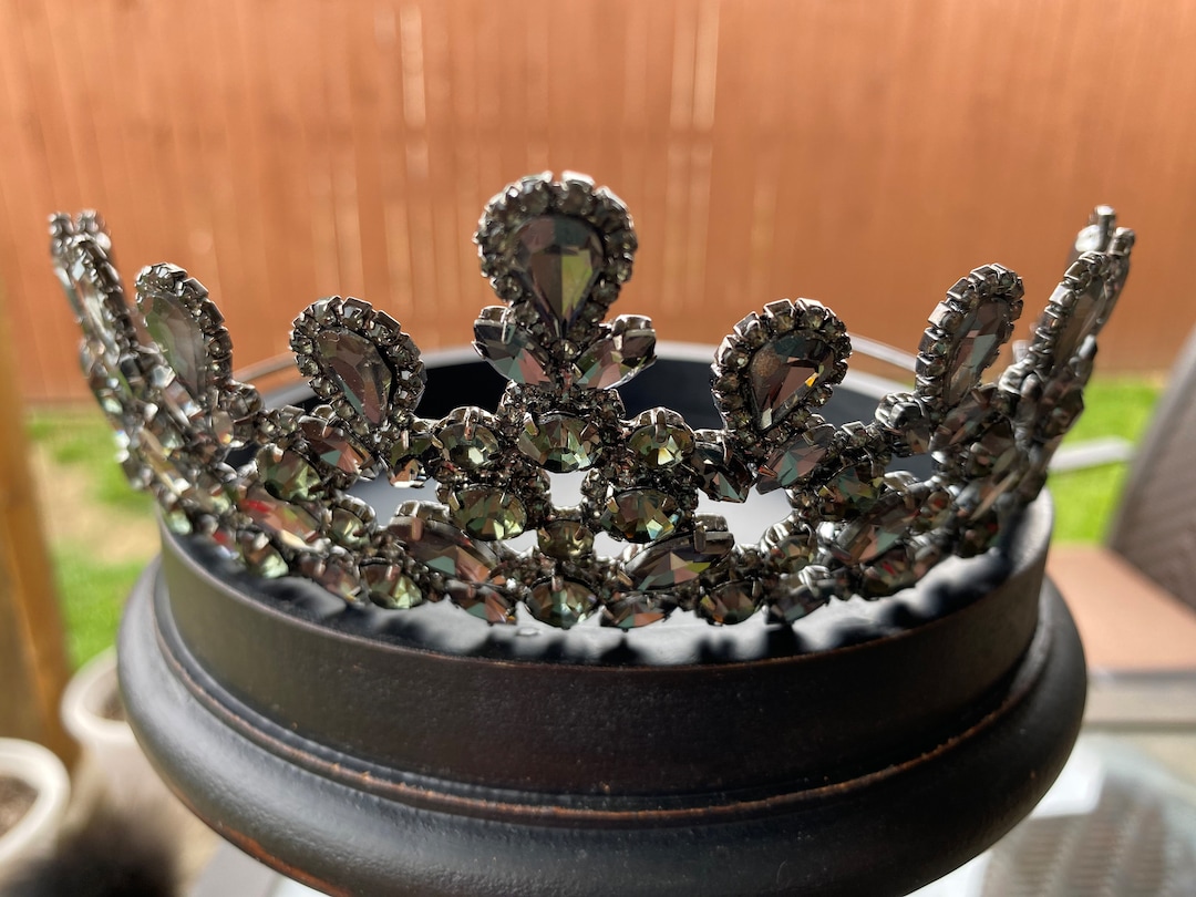 Grey Gunmetal Tiara Set With Matching Jewelry - Etsy