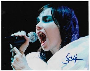 BRIE LARSON Autographed 8 X 10 Signed Photo COA - Etsy