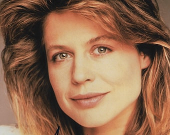 Linda Hamilton - Etsy