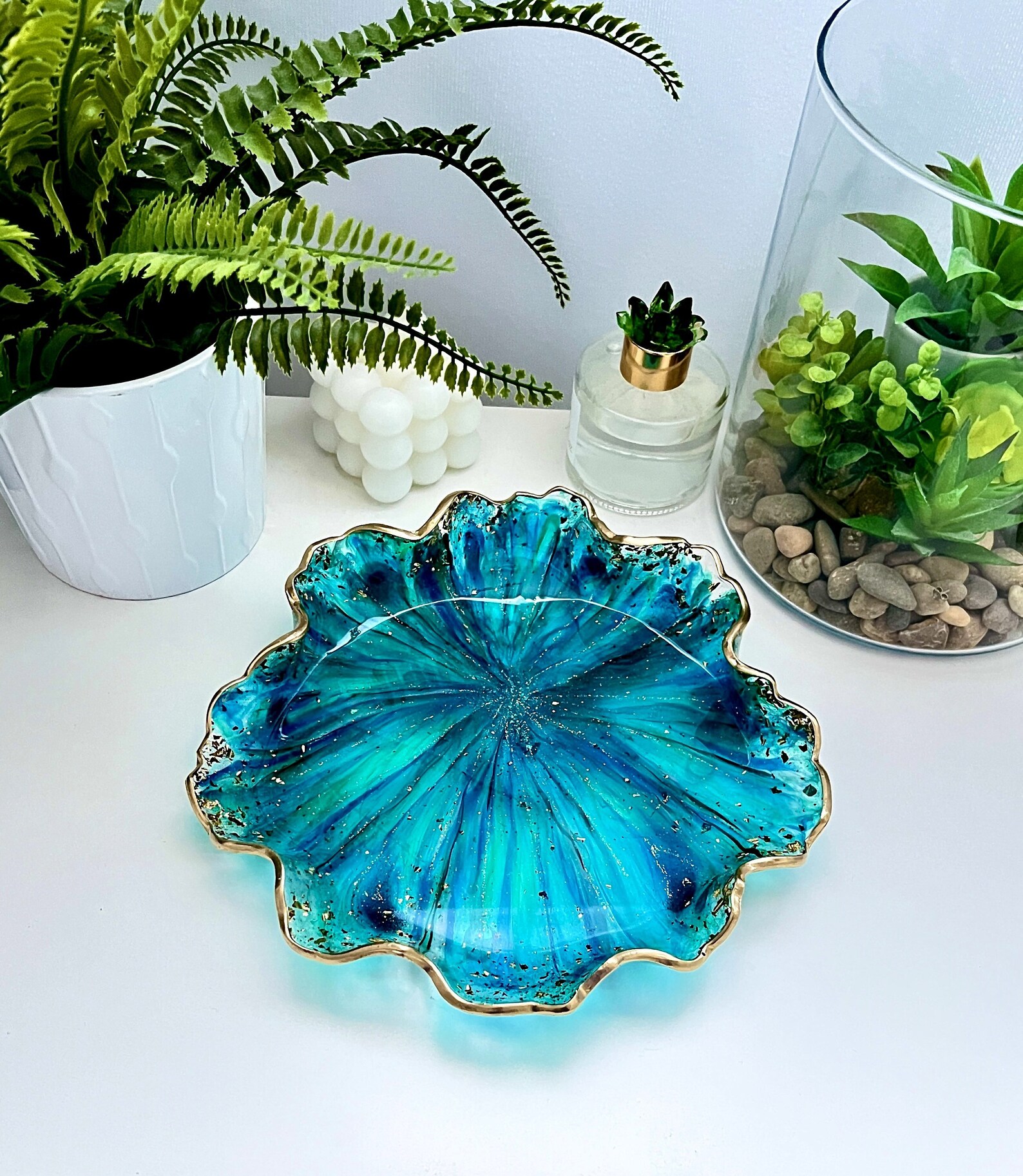 Resin Clam Bowl/ Resin Decorative Bowl/ Clam Shell Display - Etsy