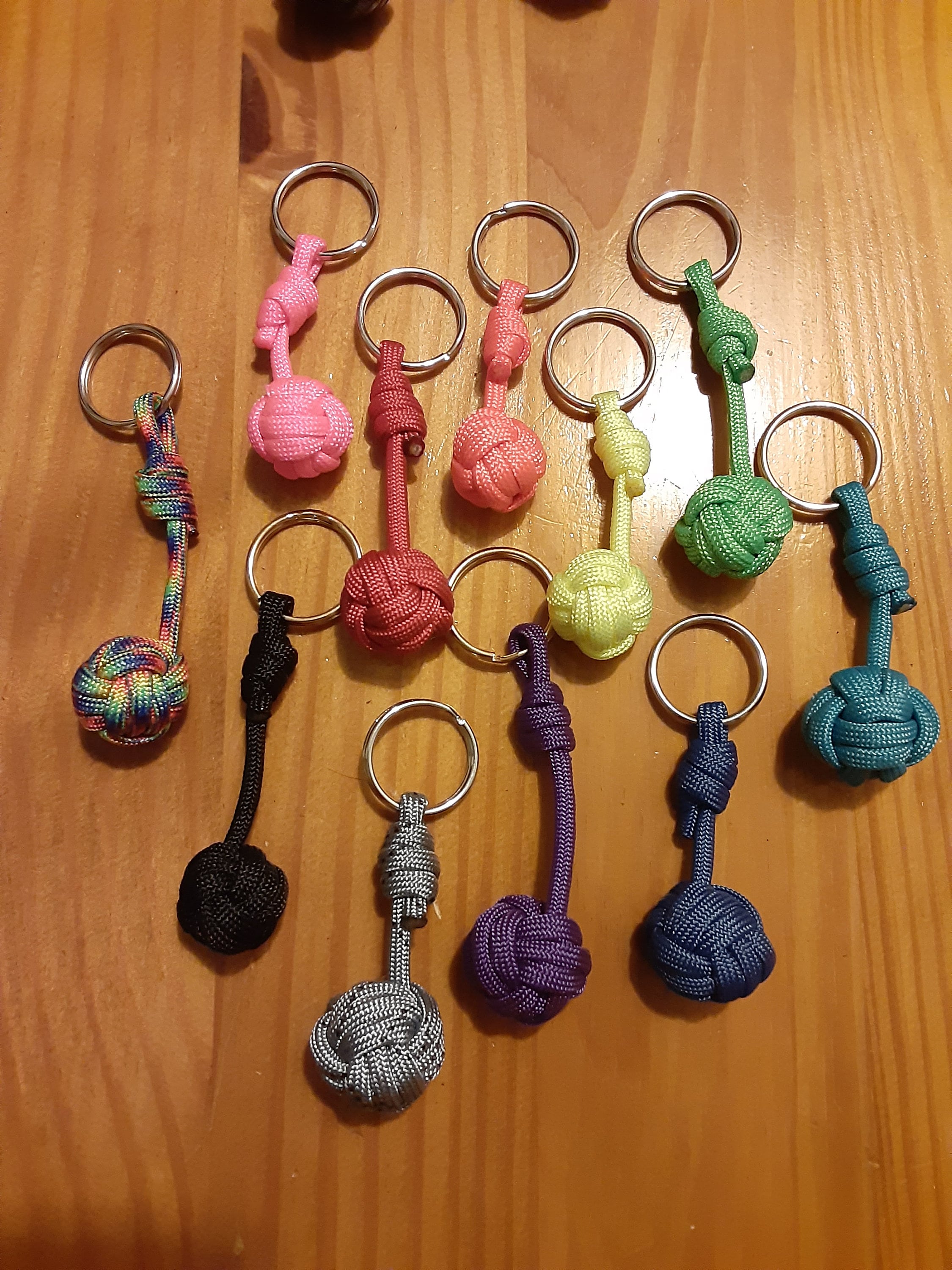 Paracord Monkey's Fist Keychain - Etsy Norway