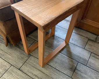 Solid Oak End Table - Etsy