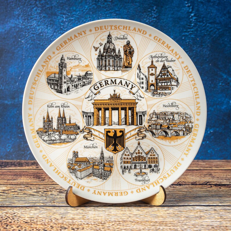 Germany Plate. Gold Style Hanging Wall Porcelain Plate 20cm Decorative ...