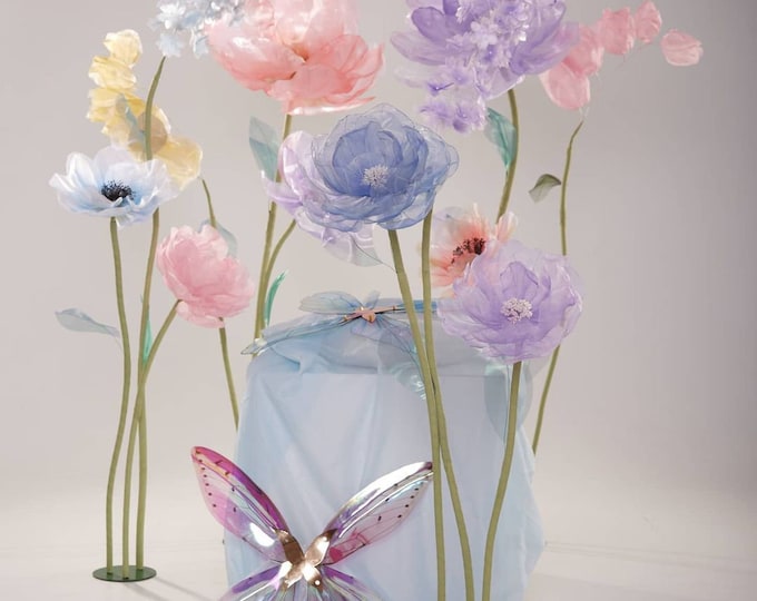 Free-standing Giant Paper Flower Window Display - Spring Summer Wedding ...
