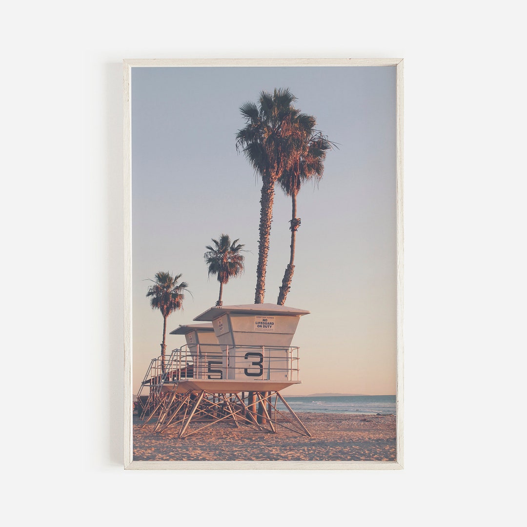 Lifeguard Tower at Sunset, Palm Trees on Beach, California Scenery ...