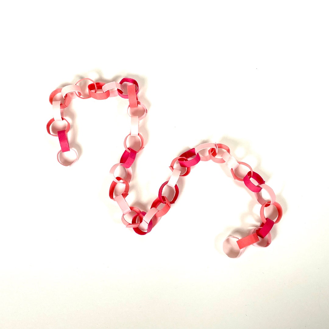 Miniature Pink and Red Paper Chain for Valentine’s Day Dollhouse ...