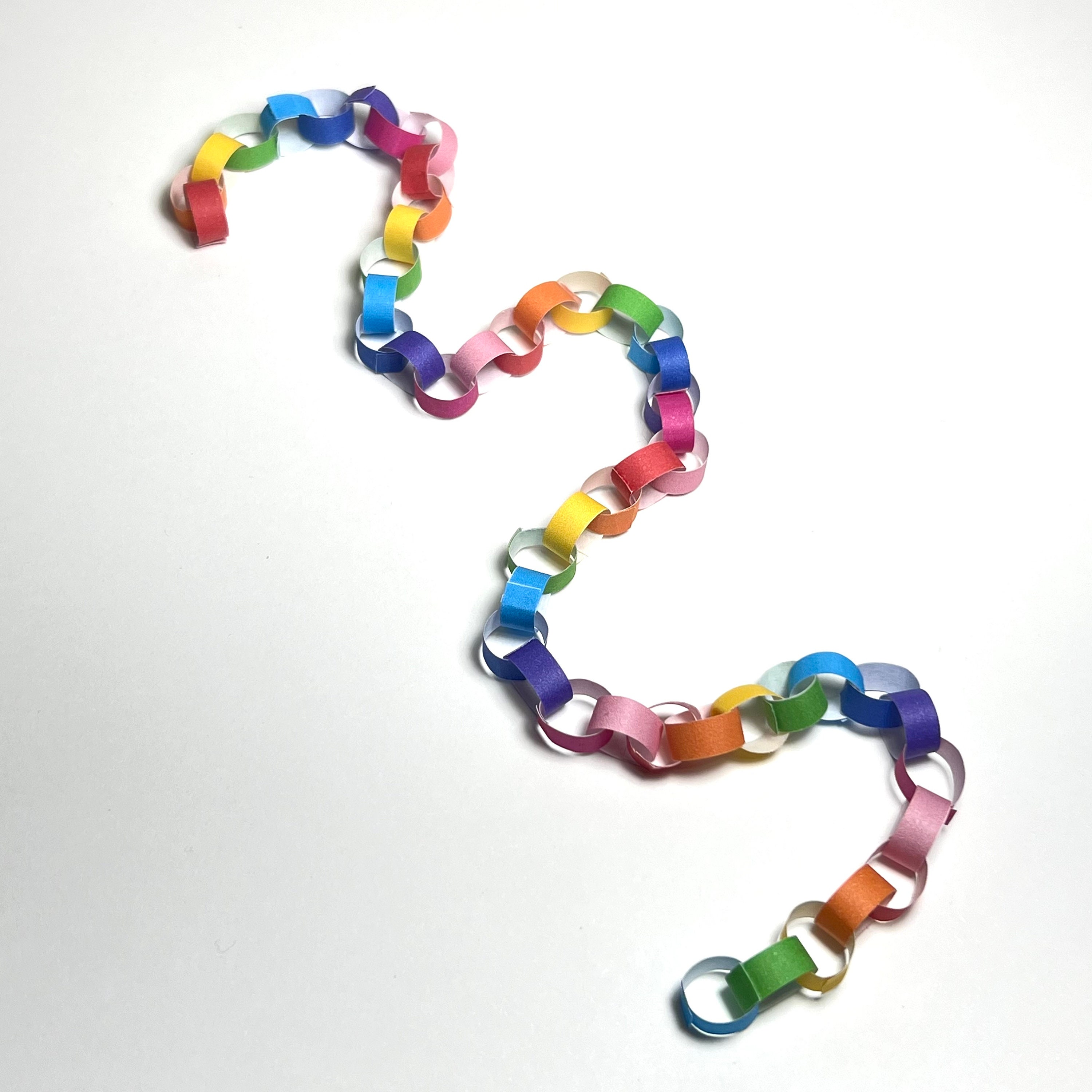 DIY Miniature Rainbow Paper Chain for Dollhouse Decoration 1:12 1-inch ...