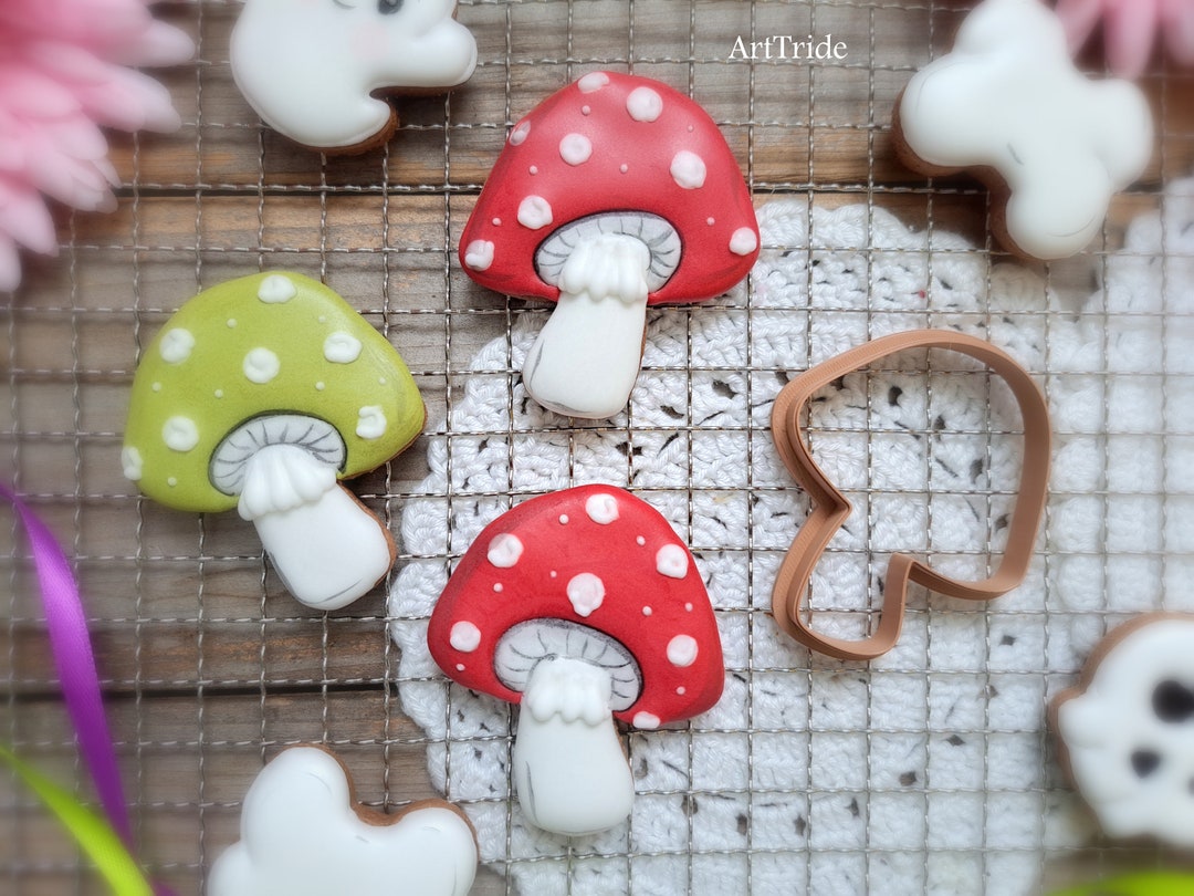 Toadstool Cookie Cutter - Etsy