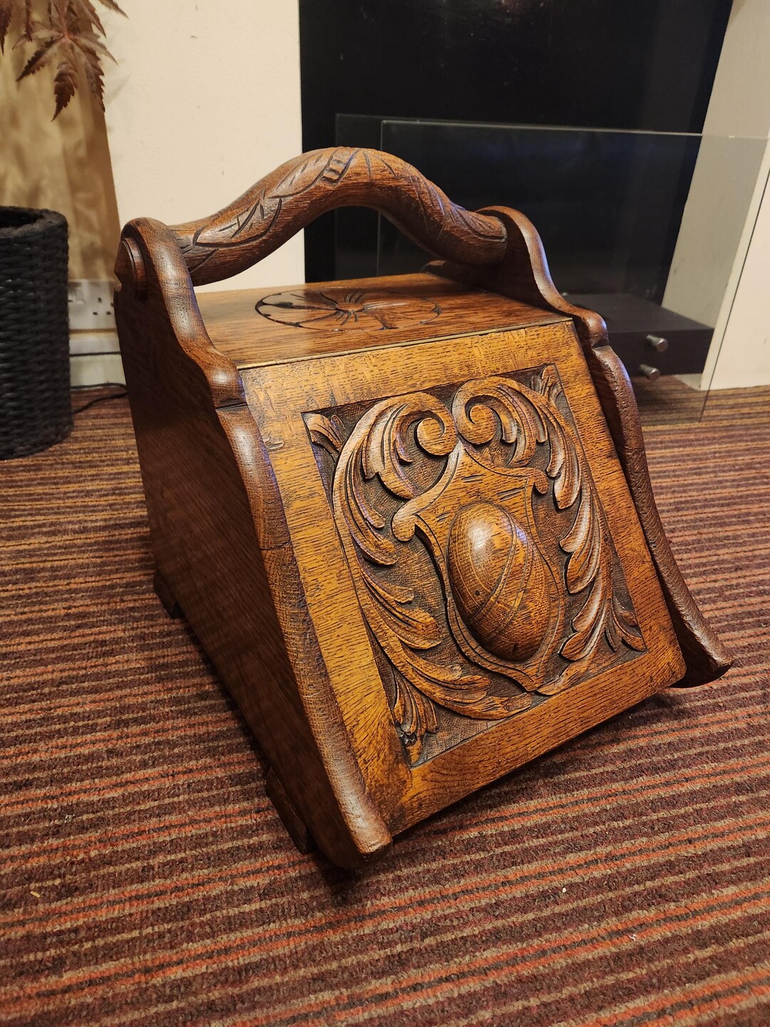 Early 20th Century Carved Oak Coal Box - Etsy