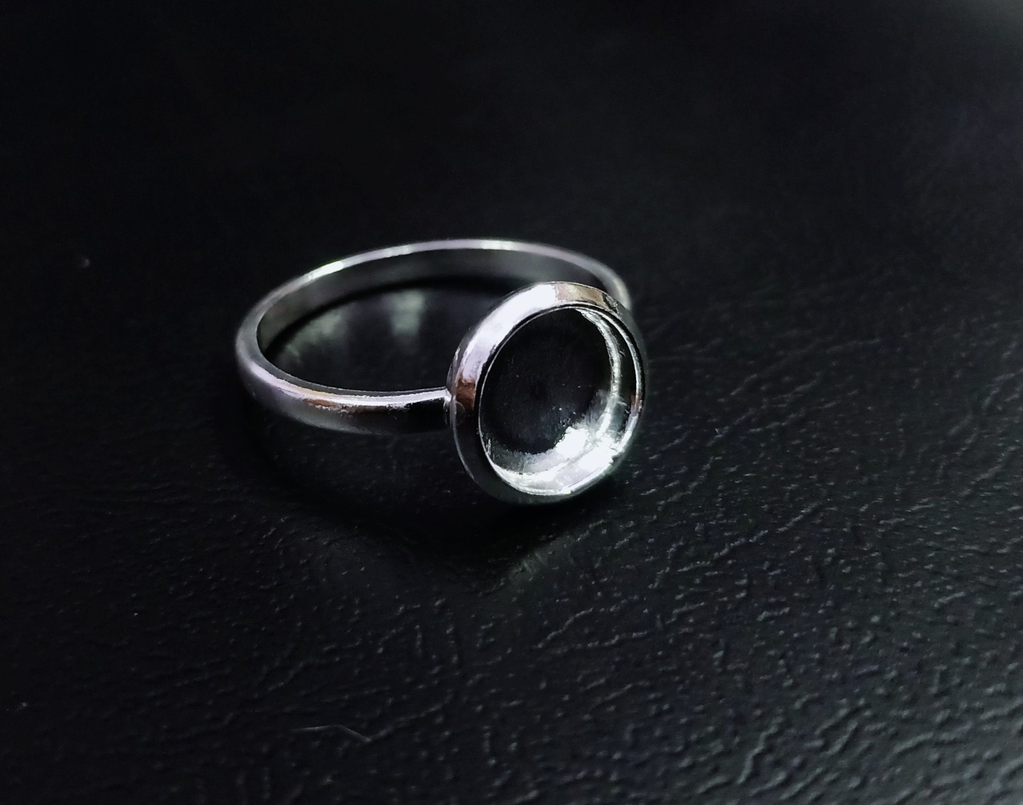 925 Sterling Silver Thick Bezel Ring for Round Shape Gemstone - Etsy