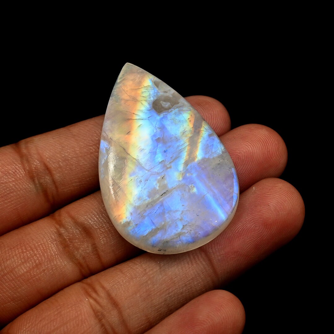 Earth Mine Fine Natural Rainbow Moonstone Flashy Rainbow Moonstone ...