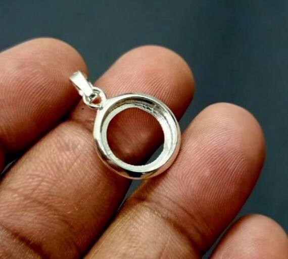 925 Sterling Silver Round Shape Handcrafted Pendant Thick - Etsy