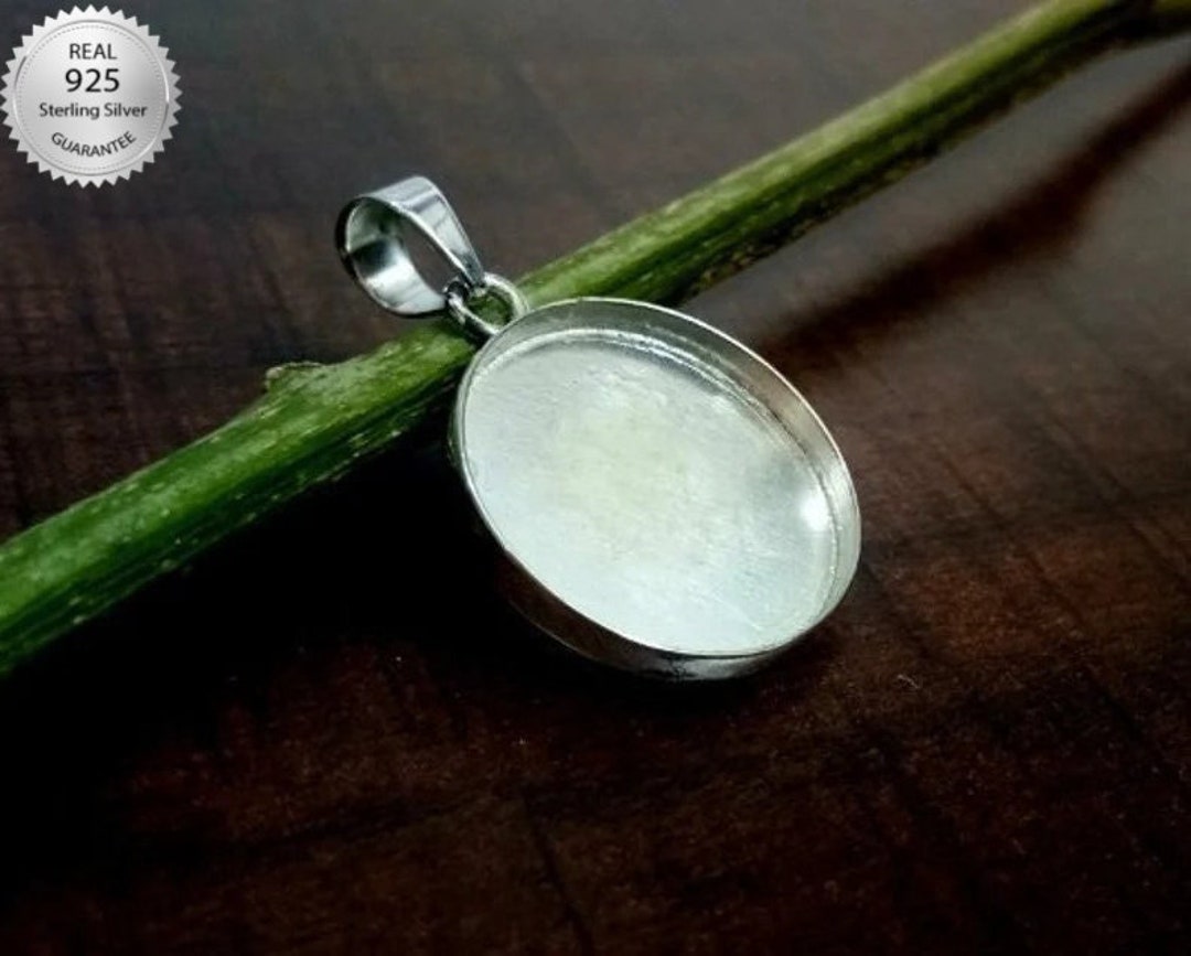 925 Sterling Silver Round Shape Handcrafted Pendant Bezel Setting ...