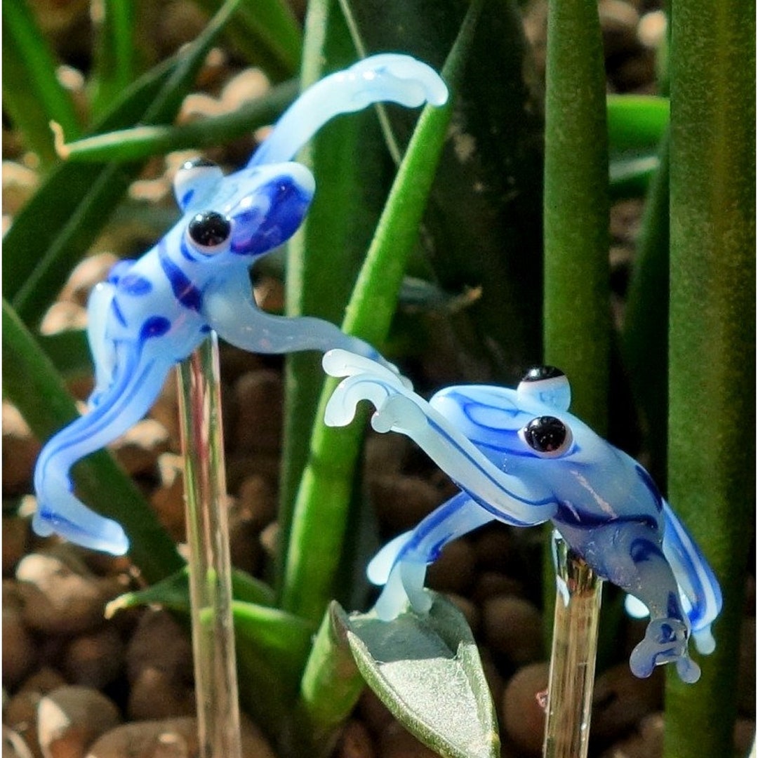 Forest Frog (blue or Light Blue) to a Flowerpot - Glass Animal, Size ...