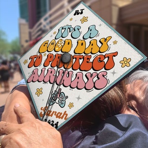 Respiratory Therapist Graduation Cap Topper, Customized RT Grad Cap to ...