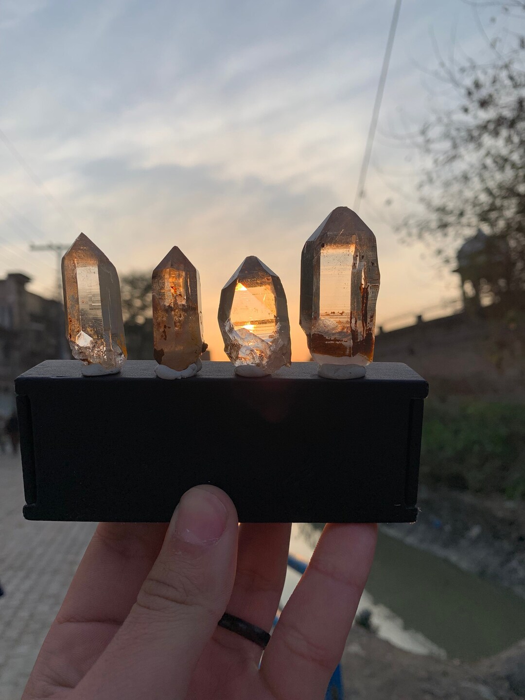 Himalayan Clear Quartz Crystals Deal / Lot With Sharp Lustre From ...