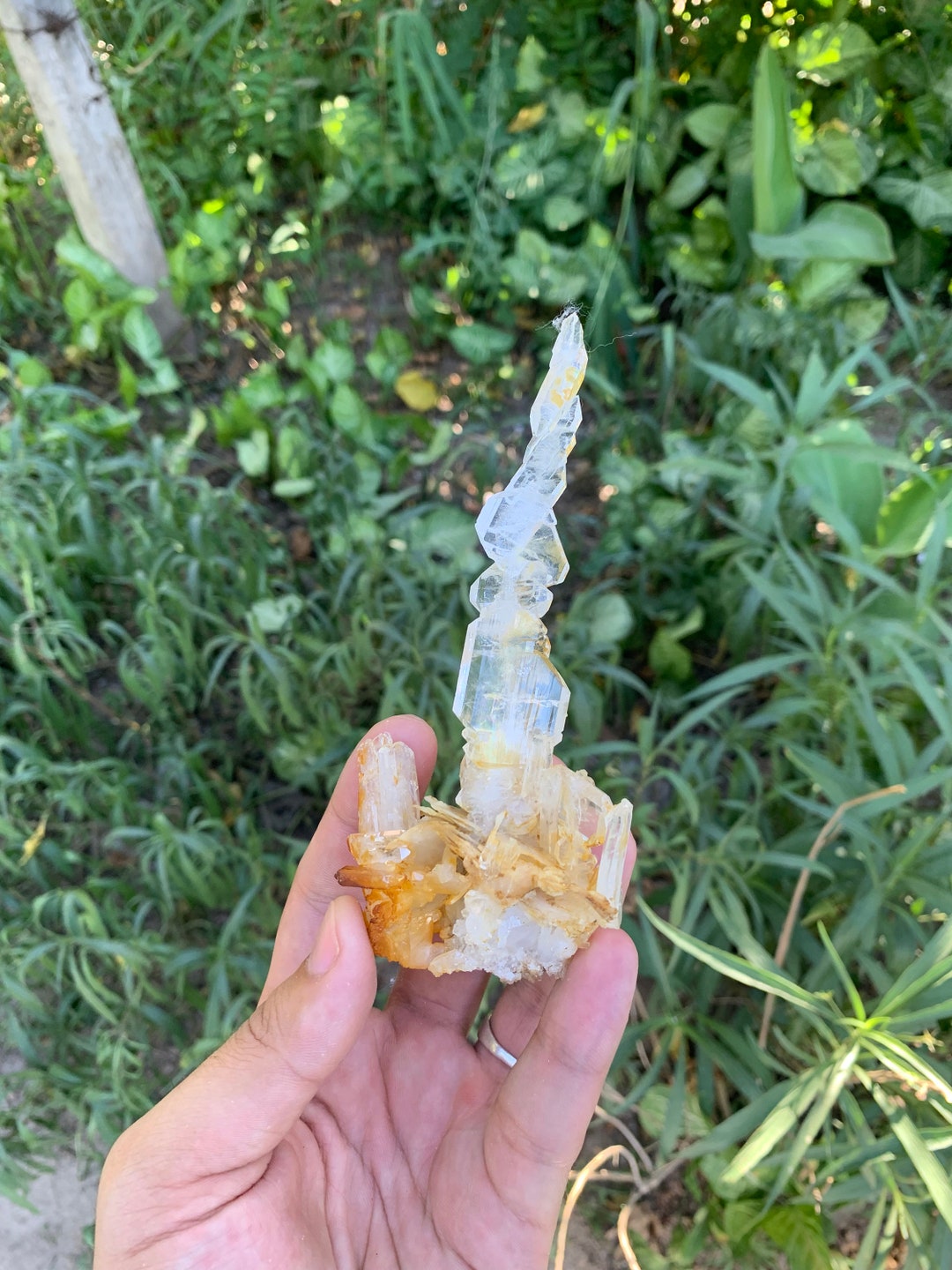 Aesthetic Faden Quartz Crystals Having Clear Faden Inclusions With ...