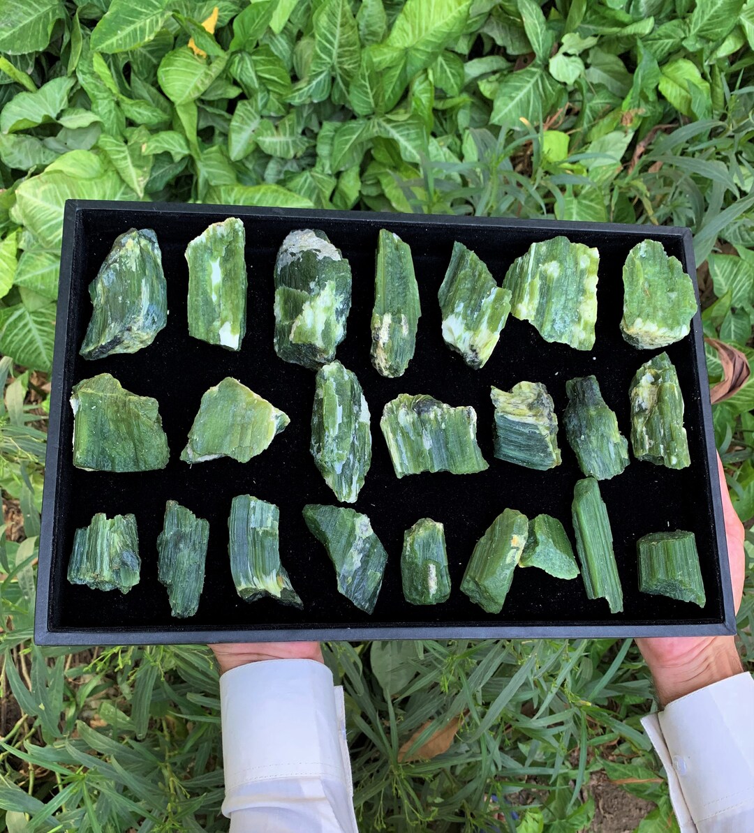 Top Quality Green Tremolite Crystals Lot / Deal / Tremolite Freeform ...