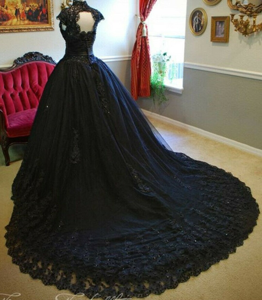 Gorgeous Gothic Wedding Dress Black Gothic Wedding Dresses With Keyhole ...