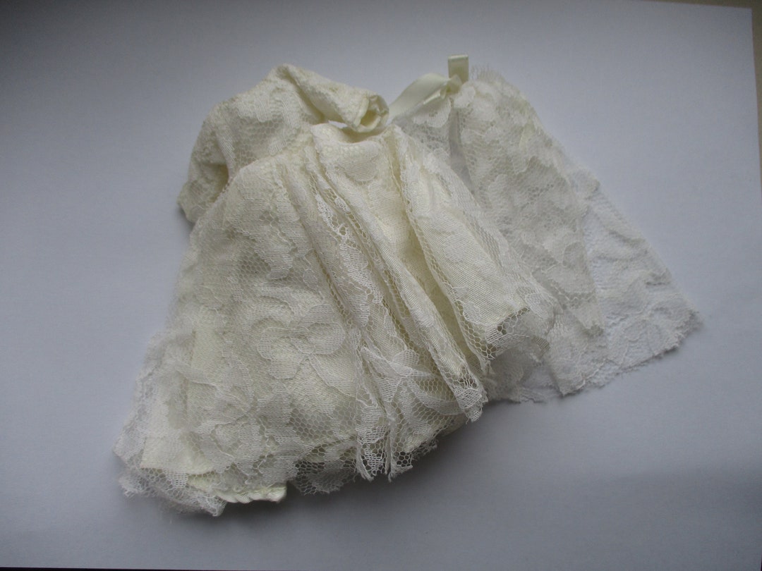 Topper Dawn palitoy Pippa Doll Vintage Handmade Wedding Gown and Veil ...