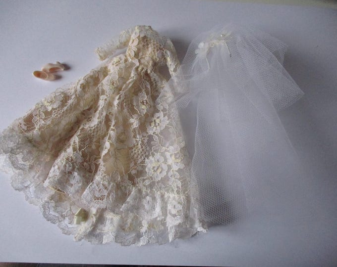 Topper Dawn (palitoy Pippa) Doll - Wedding Bell Dream – Tan Under Skirt ...