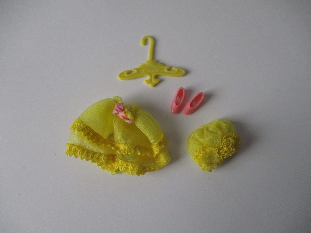 Topper Dawn Plitoy Pippa Puppe Baby Doll Flaum Hänger und Hausschuhe ...