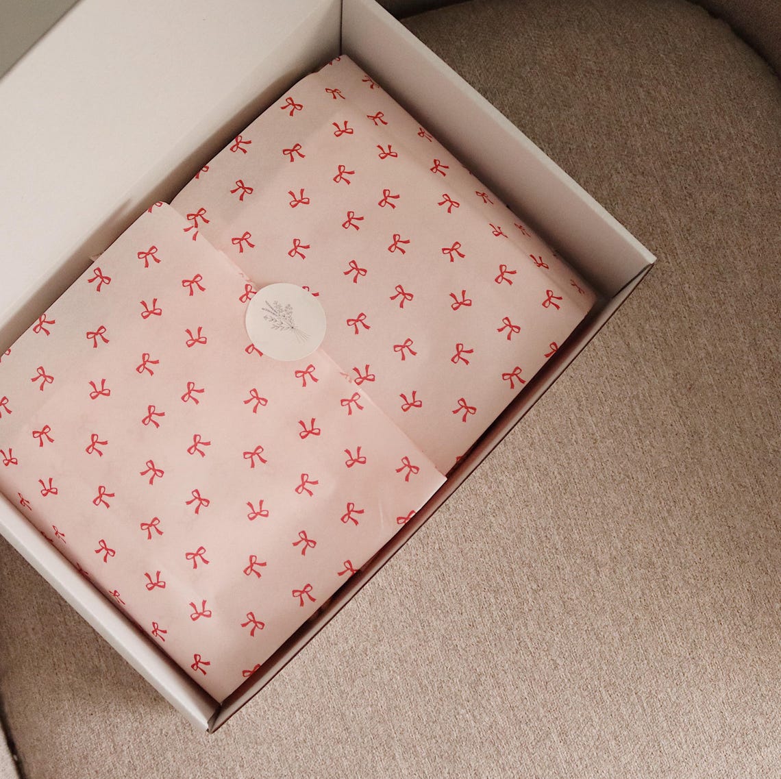 Baby Gender Neutral Gift Box Set Cotton Muslin Swaddle, Pregnancy Gift ...