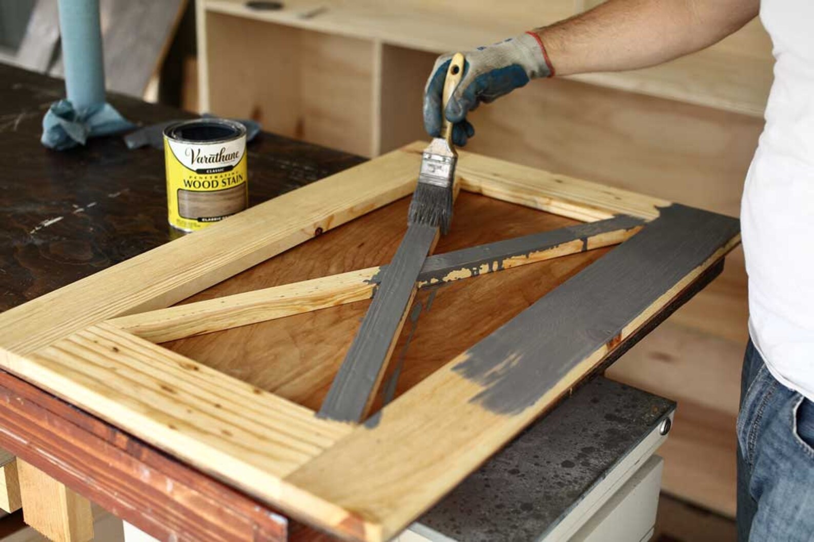 DIY Farmhouse Media Console With TV Lift Plans [media Center Cabinet ...