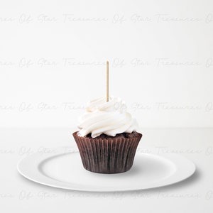 Cupcake Topper Mockup, Topper Mockup, Circle Topper Mockup, White Cream ...
