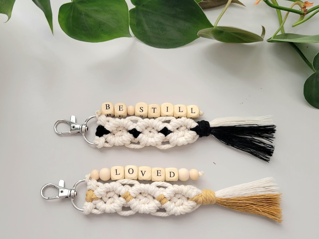 Personalized Name Wooden Bead Macrame Keychain - Etsy