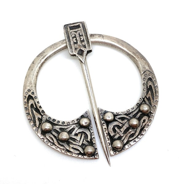 Celtic Pin - Etsy