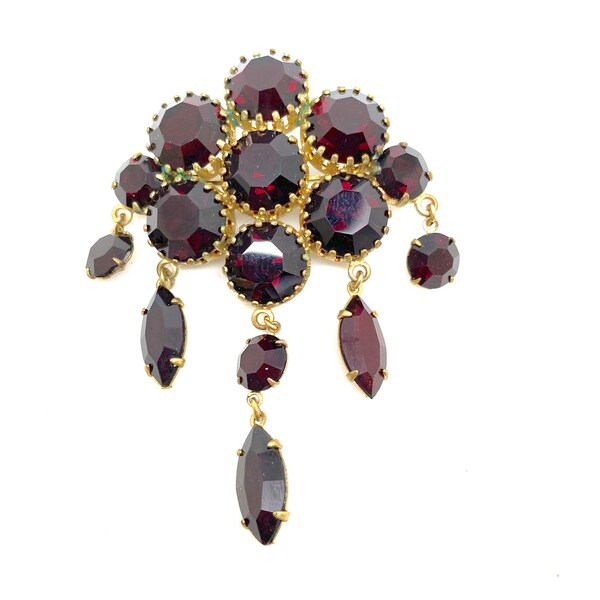 Red Vintage Brooch - Etsy