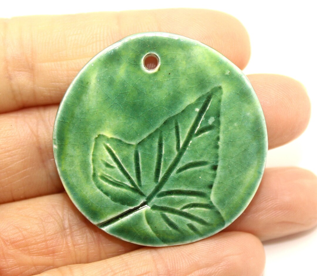 Focal Ceramic Bead 38 Mm With Plants Printed Hedera Ivy Teal Green Flat ...