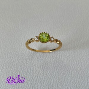Real Peridot Ring, Round Cut in Gold Plated 925 Sterling Silver With ...